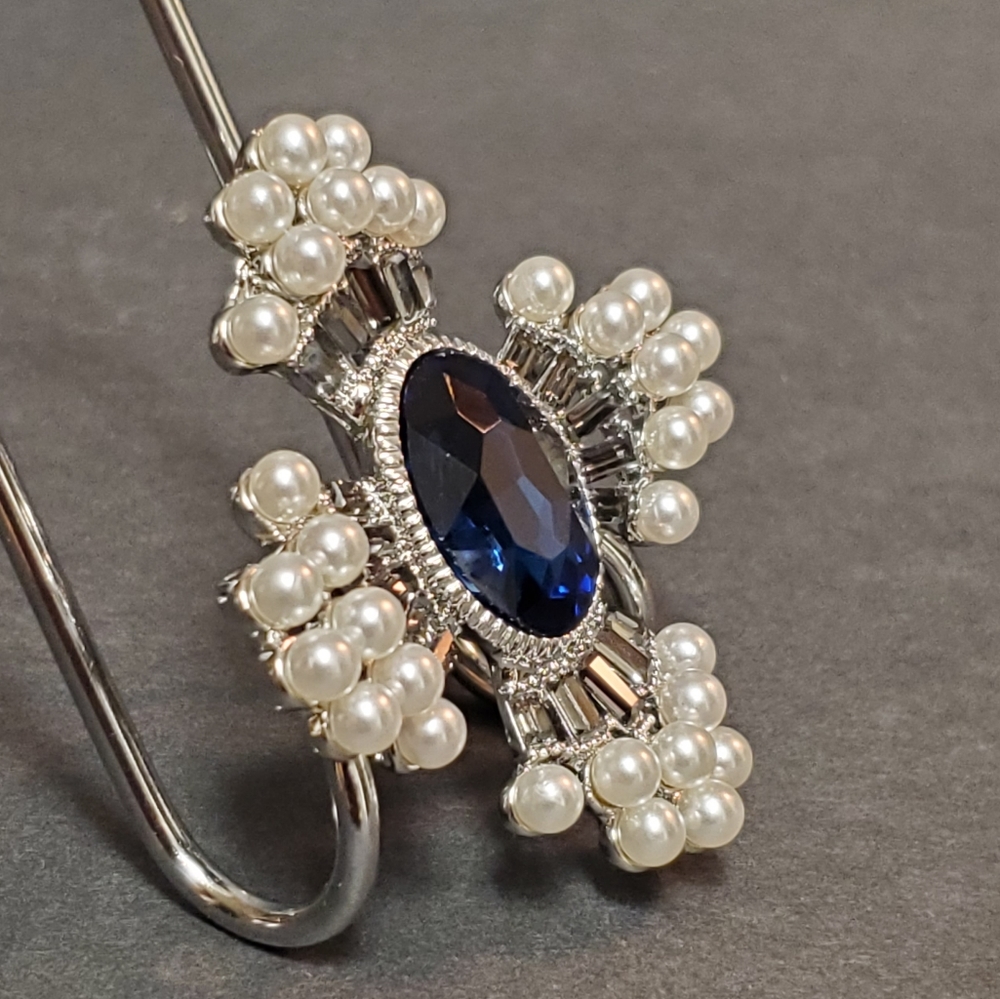 Monet Quatrefoil Blue Gem Brooch - Gem